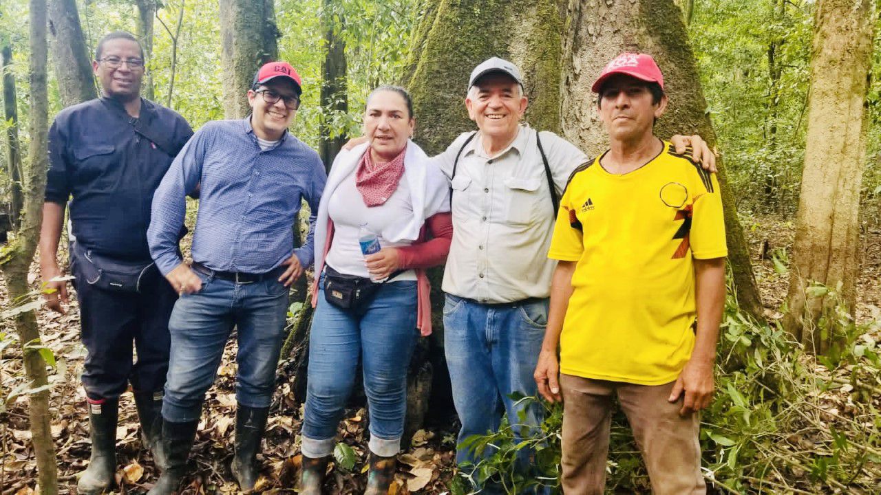 Una familia desplazada tras la masacre de Mapiripán retornó a sus ...