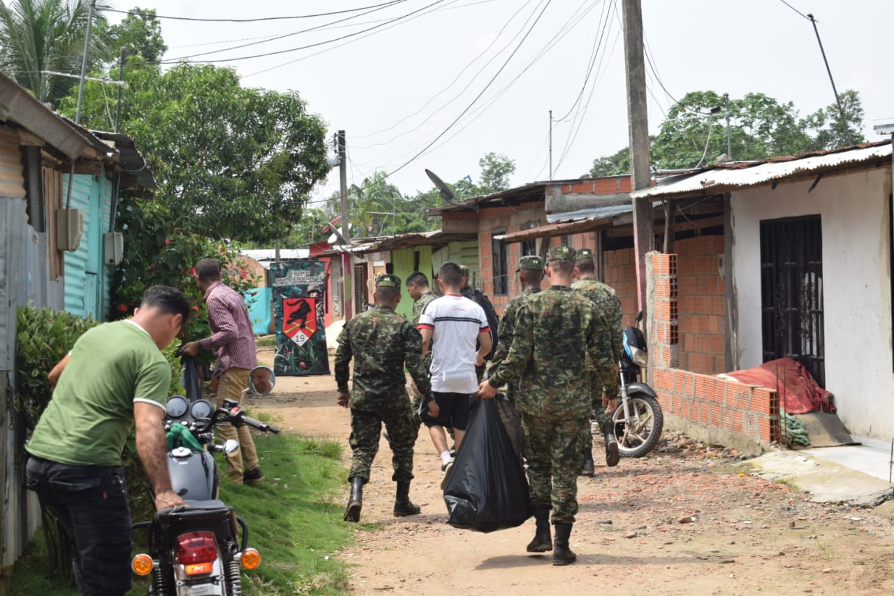 Ejército Nacional lideró jornada ambiental en el barrio Araza de San ...